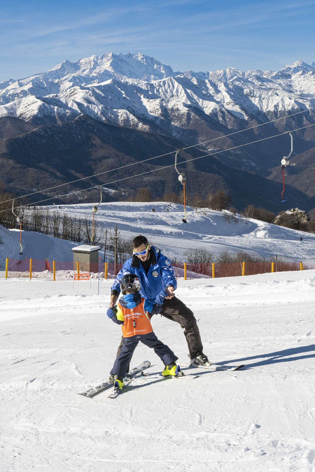 Avvicinati al mondo dello sci e dello snowboard - Scuola sci Mottarone
